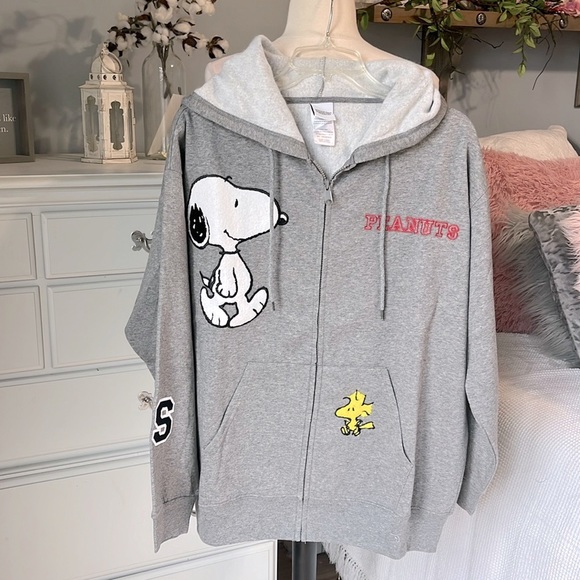 Peanuts | Jackets & Coats | Snoopy Peanuts Sweat Jacket Gray Hoodie ...